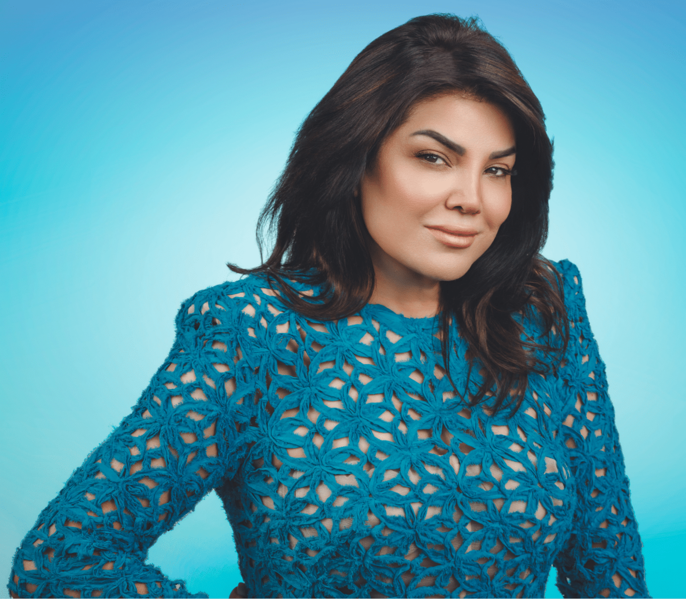 Parisa Peron Redefines Beauty with Elegance and Empowerment